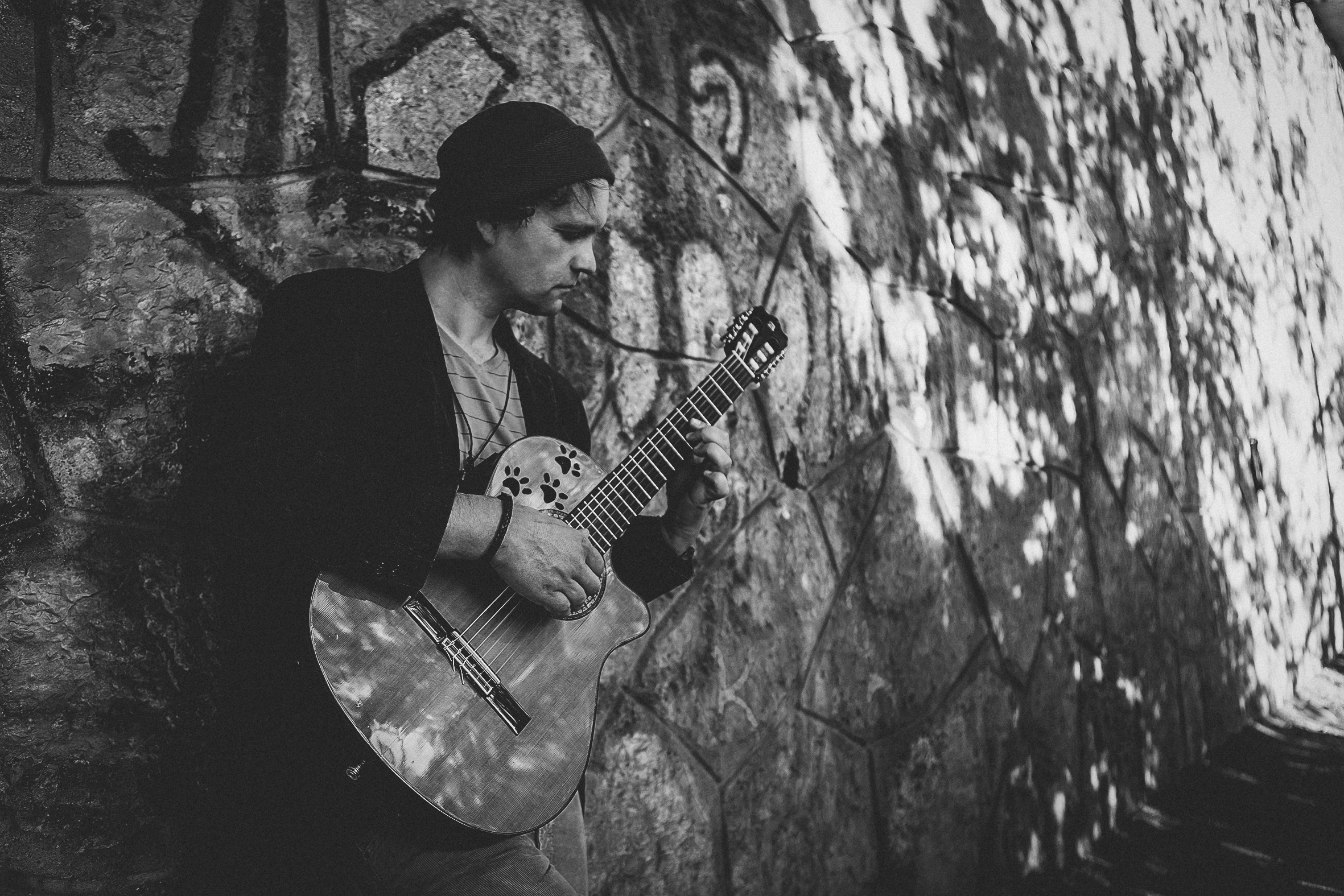 MIHA – Konzert- und Konzeptgitarrist